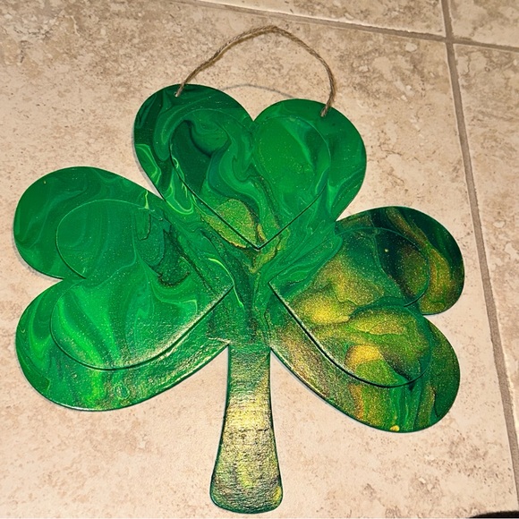 Hand Crafted | Art | Hand Painted Shamrock Wall Hanging Green And Gold ...